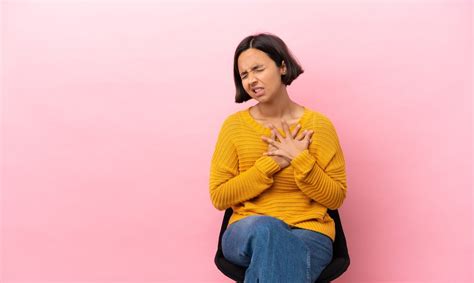 El Cáncer Poco Conocido Y Agresivo Que Se Manifiesta Con Tos Y Dolor En El Pecho