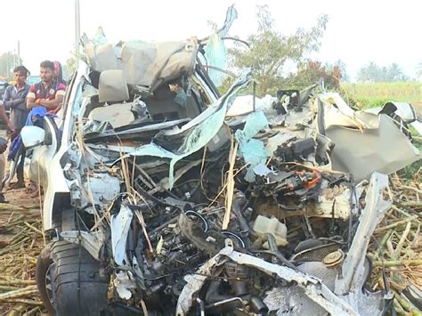 Speeding Car Rams Into Parked Tractor In Bagalkot Four Killed
