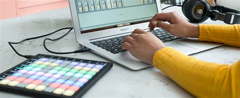 Novation Launchpad Mini Mk Controller Midi Usb A Griglia Con Pad