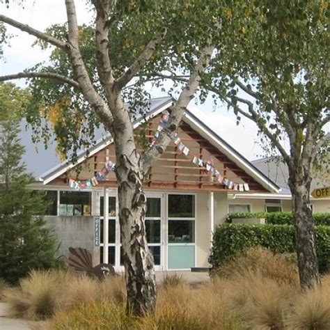 Fernside School Information