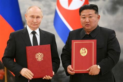 In Pictures Pomp And Pageantry As Putin Visits North Korea June 19