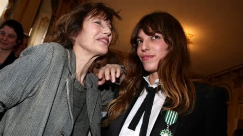 Photo Jane Birkin et sa fille Lou Doillon Ouverture de la rétrospective Jane Birkin à la