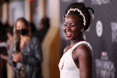 'Black Panther: Wakanda Forever' Stars Pay Tribute to Chadwick Boseman at World Premiere | The ...