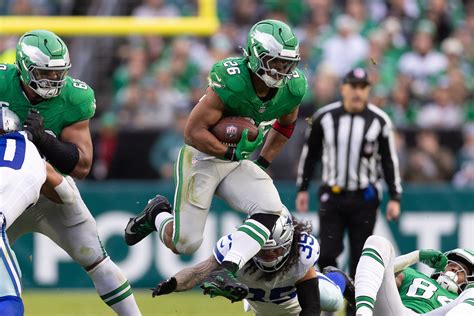 Saquon Barkley Contract Eagles Make Rb Highest Paid In Nfl History