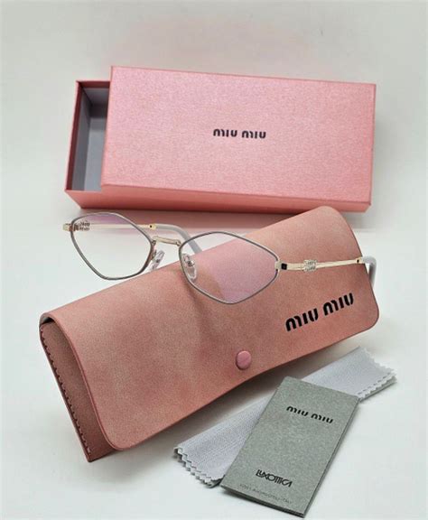 Miu Miu Очки имиджевые купить на Ozon по низкой цене 1828021524