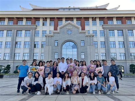 Nat Metab：厦门大学张杰团队揭示小胶质细胞糖脂代谢调控新机制