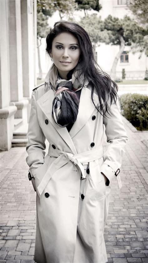 Designer Trench Coats Burberry®️ Official Trench Coat Style