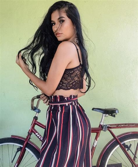Selfie Fashion Striped Pants