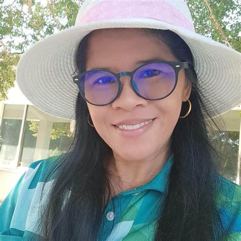 เมืองโอ่งทัวร์ วันสองวันนี้ ใครมีแผนจะมาถ่ายรูปกับต้นชมพูพันธุ์ทิพย์ที่มหาวิทยาลัยเกษตร