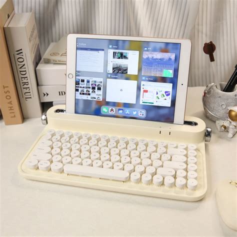 Yunzii Actto B305 Wireless Typewriter Keyboard Retro Bluetooth Aesthetic Keyboard With