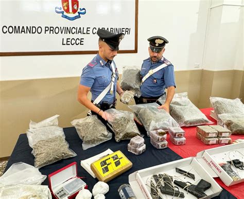 Lecce 12kg Di Droga Armi E Minuzioni Arrestato Pregiudicato