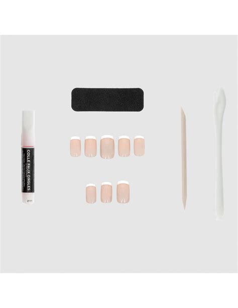 Faux ongles carrés longs french manucure x Glamour Paris