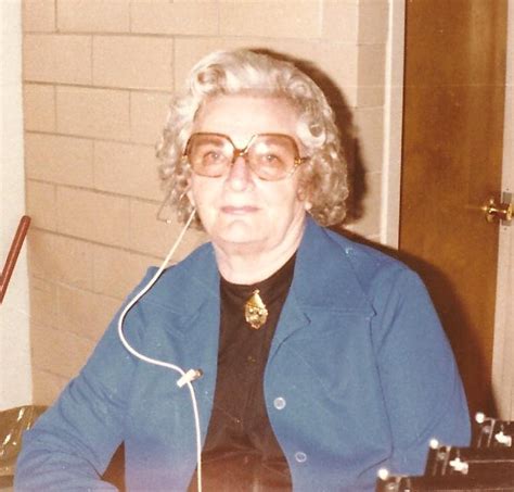 Evelyn Iola Dunn Nelson 1925 1992 Memorial Find A Grave