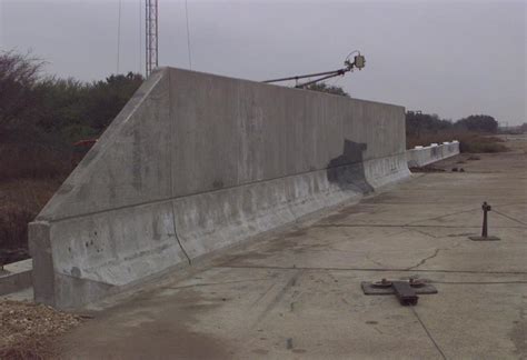 Tl 4 F Shape Concrete Bridge Railing Task Force 13