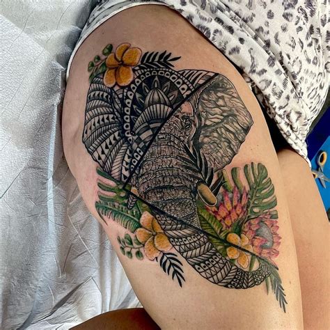 21 Feminine Classy Thigh Tattoos That Are Trending In 2022