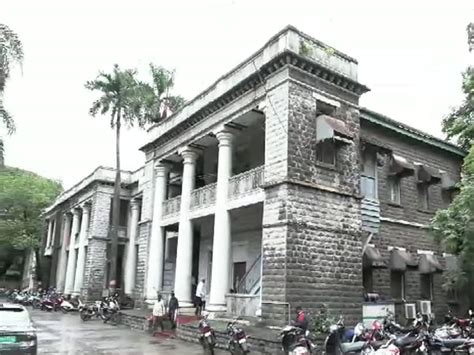 Kolhapur पुराचा धोका 28 गावातील शाळांना आजपासून सुट्टी नागरिकांना
