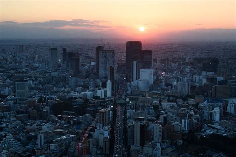 超長期債スティープ化は限界近いか、利回り格差が過去15年の天井付近 Bloomberg