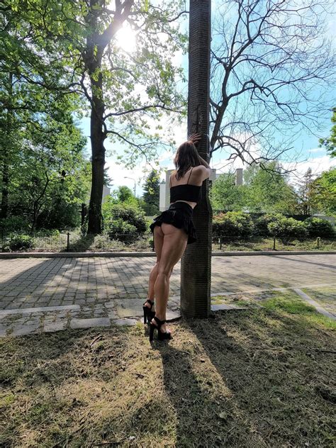 Mini Skirt For A Walk Pics Xhamster