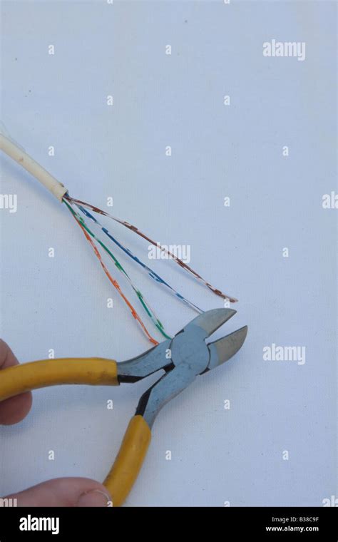 Electrical Wire Wires Cutting Cable Cut Off Disconect Hi Res Stock Photography And Images Alamy