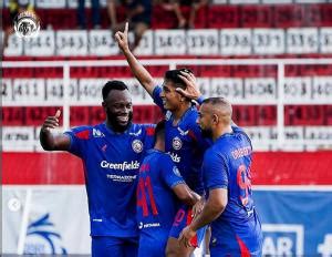 Hasil Persik Kediri Vs Semen Padang Di Liga 1 2024 2025 Ezra Walian