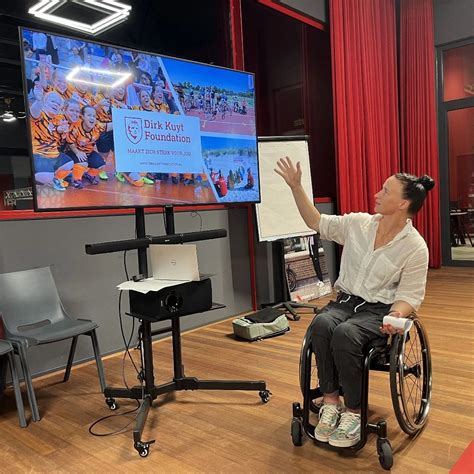 Storytelling Keynotespeaker Athlete Paralympian Teambar Barbara