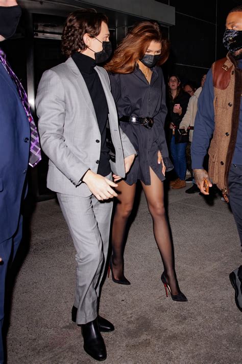 헐리우드 내기준 젠데이야and톰 홀랜드 레전드 커플 사진