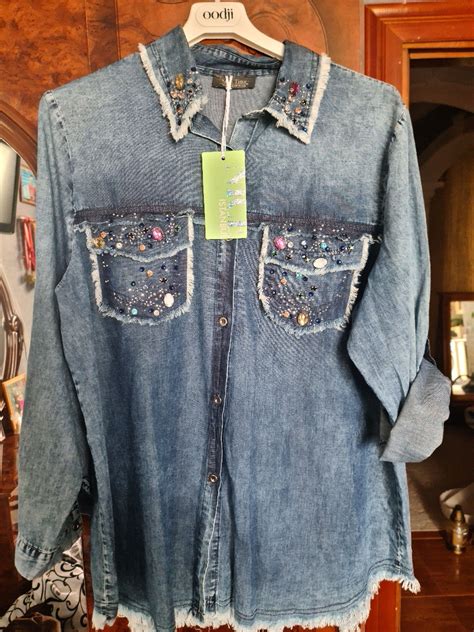 Новая джинсовая рубашка