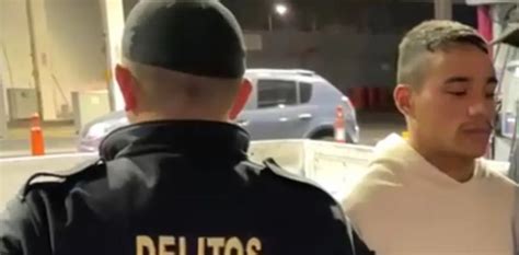 Un Grupo Comando Disparó 30 Tiros Frente A Un Juzgado Y Liberó A Un