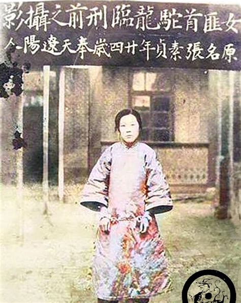 直击民国时期土匪模样：睡觉都不忘抱着枪