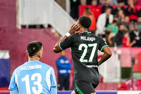Uitshirt Milambo Levert Hoogste Bedrag Op Na Duel Tegen Girona FC FR12 Nl