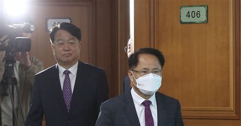 선관위 자녀 특혜채용 사무총장·차장 공수처 수사 의뢰 검토