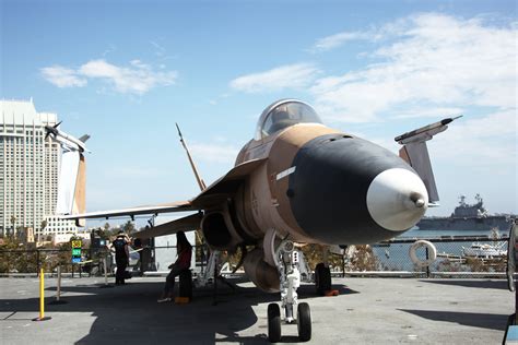Fa 18 Hornet Uss Midway Tim Evanson Flickr