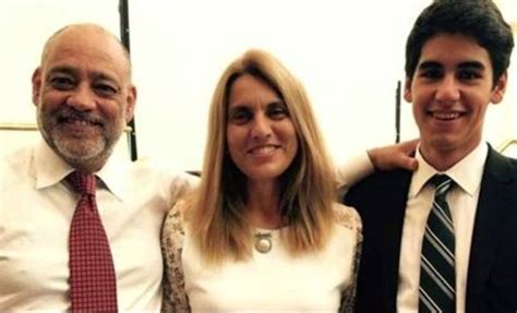 Filho De Bispo Edir Macedo Da Iurd Grava Vídeo Escandaloso Sobre