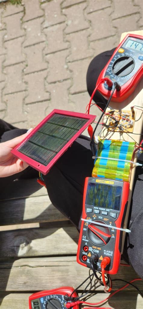 Backyard Lighting Solar Powered Mppt Without Using Mcu 4 Steps