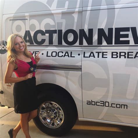 Shayla Girardin First Day On The Job Im Officially Facebook