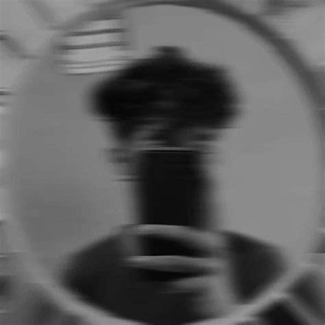 ᴠɪꜱʜɴᴜ ꜱ ʀ 🦋🖤 Vish Nu Hhh • Threads Say More