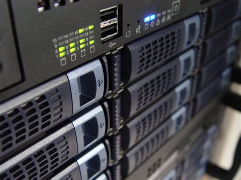 Azure App Service で外部のテナントの Microsoft Entra Id で認証を行おうとするとクライアントシ－クレットは