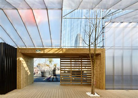 Peris Toral Arquitectes Uses Scaffolding To Create Temporary Pavilion
