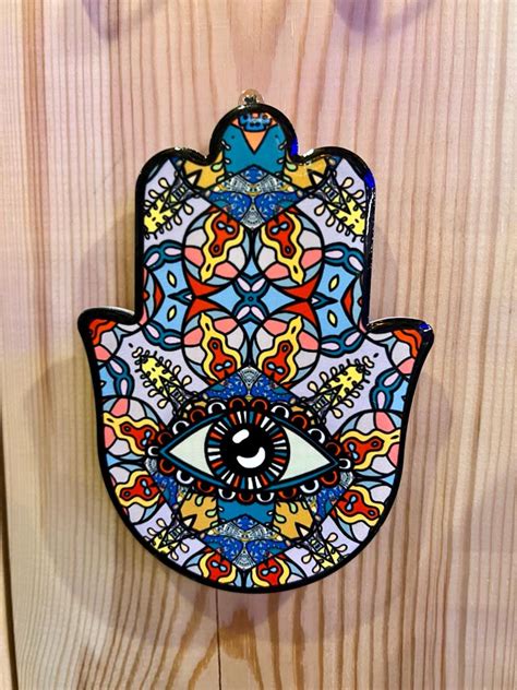 חמסה קרמיקה לתליהחמסה בירכת הביתחמסה לתליה על הקירחמסה לתליהחמסה מעוצבתחמסה לביתברכת חמסה