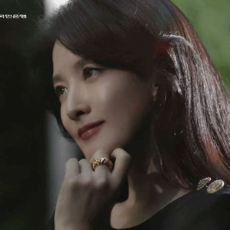 이영애 국민은행 광고 움짤 gif 인스티즈 instiz 인티포털 카테고리