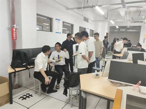 校园动态 信息工程学院 “校企合作共育人，产教融合谱新篇” 合作交流活动顺利召开