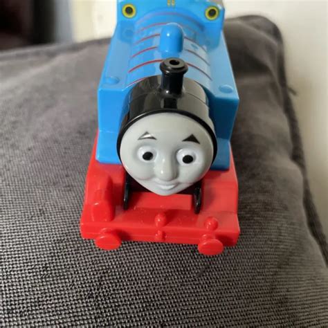 THOMAS THE TANK Engine Trackmaster Battery Operated Engine TOMY Thomas
