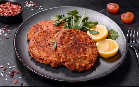 Premium Photo Vegan Lentil Cutlets Without Meat With Potatoes And Salad Healthy Eating