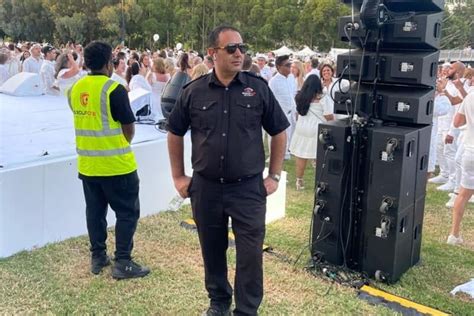 Hiring Security Guards For Events In Melbourne By Freelancng With
