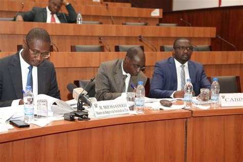 Adoption De La Loi De Finances Rectificative Portant Budget De Letat