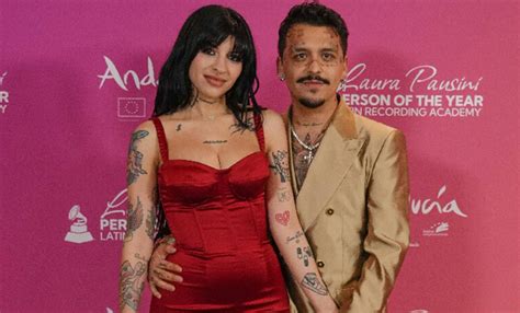 Fotos Cazzu Presume Sus Curvas Besos Con Christian Nodal Y Tierno