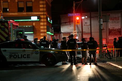 Toronto Shooting Shakes City Amid A Rash Of Violence The New York Times