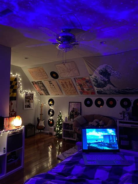 Pin By Sofía🦎 On Pieza Dorm Room Crafts Room Design Bedroom Dreamy Room