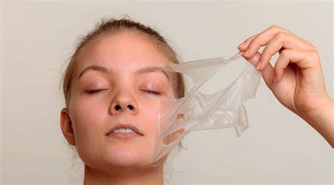 Apakah Kulit Wajah Yang Tipis Berbahaya Eva Mulia Clinic