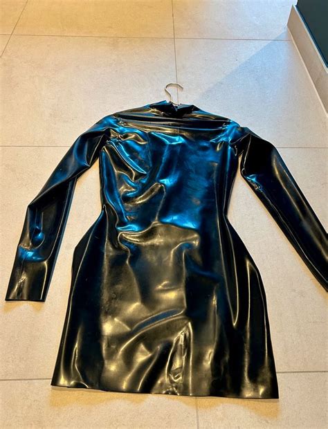 Latex Kleid Schwarz Gr S Small 2x Getragen In Berlin Wilmersdorf Kleinanzeigende